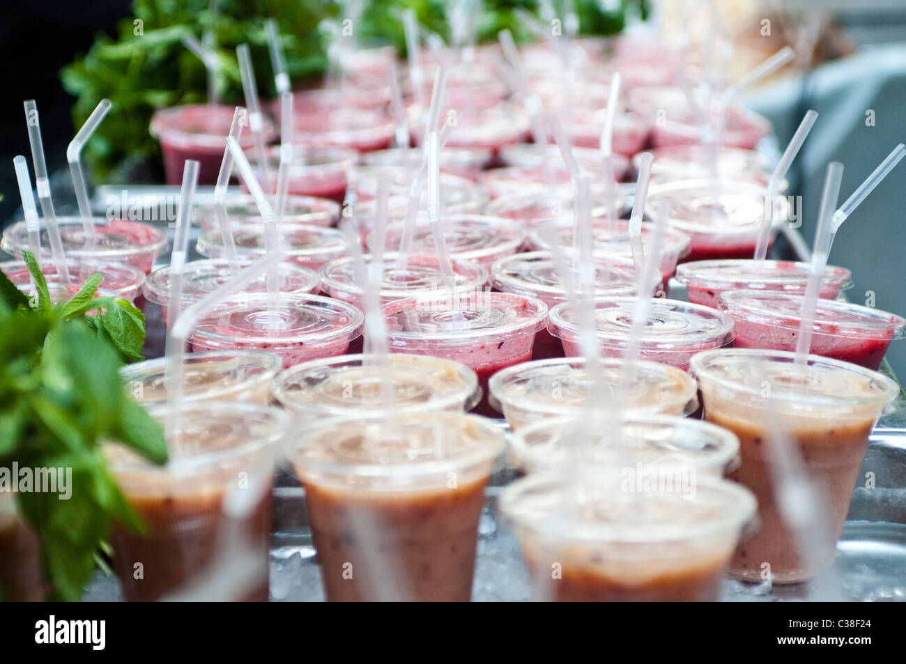 Stall with glasses of freshly made juice, Borough Market, Southwark ...