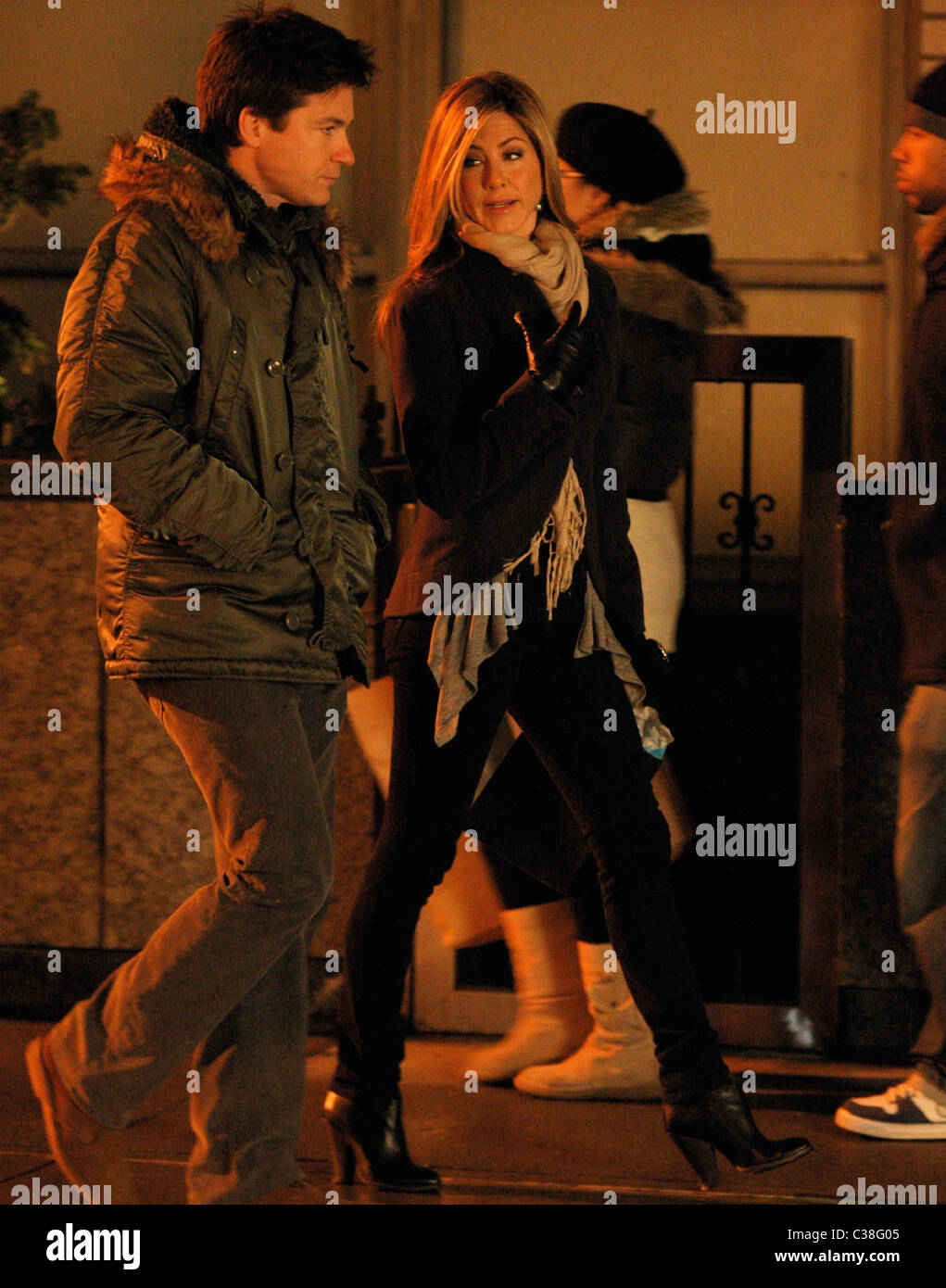 Jason Bateman and Jennifer Aniston on the set of their new film 'The ...
