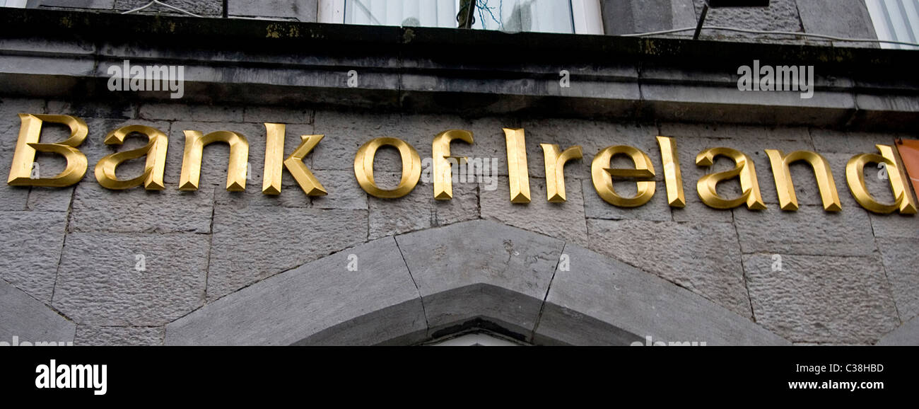 Bank of ireland branch hi-res stock photography and images - Alamy
