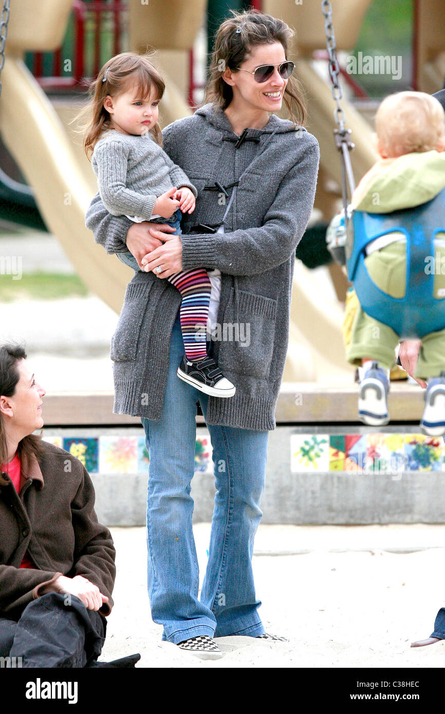 Amanda Peet at Coldwater Canyon Park in Beverly Hills with her daughter ...