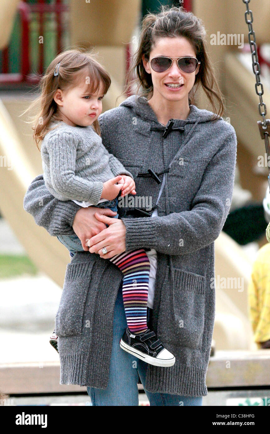 Amanda Peet at Coldwater Canyon Park in Beverly Hills with her daughter ...