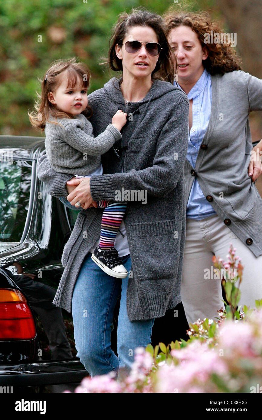 Amanda Peet at Coldwater Canyon Park in Beverly Hills with her daughter ...