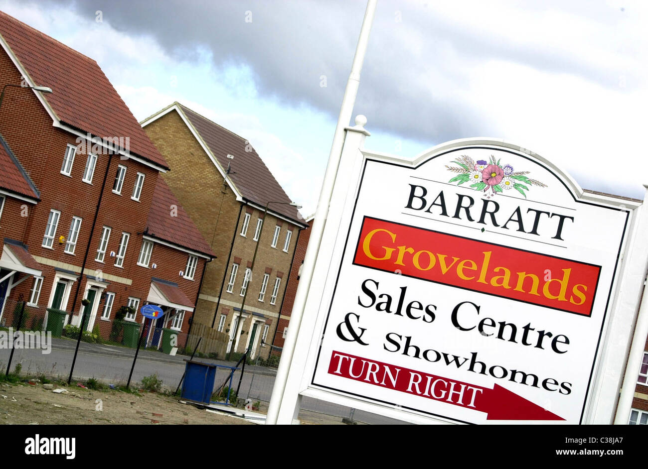 A Barratt housing development in the South East of England Stock Photo ...