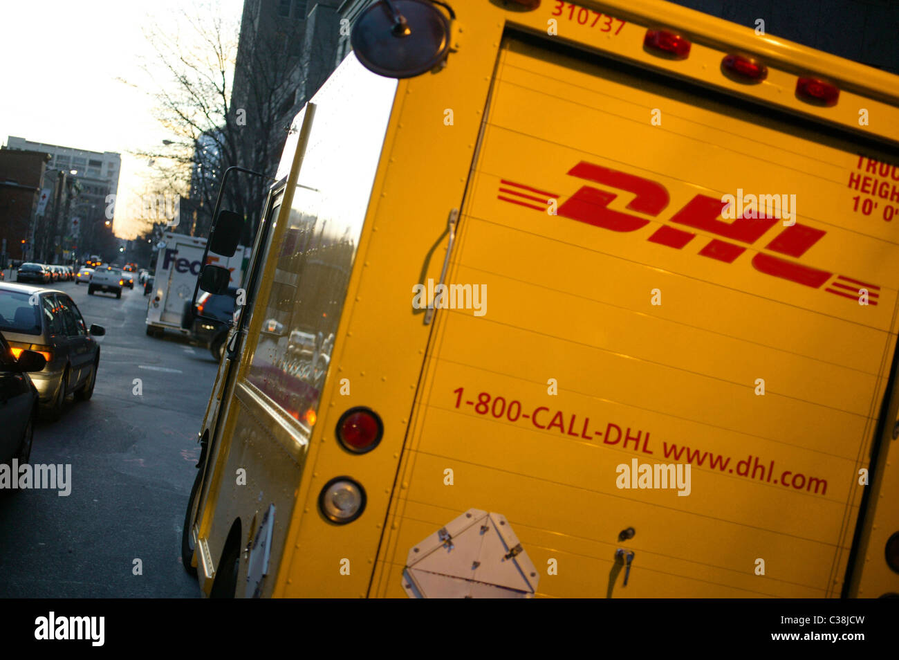 Dhl van hi-res stock photography and images - Alamy
