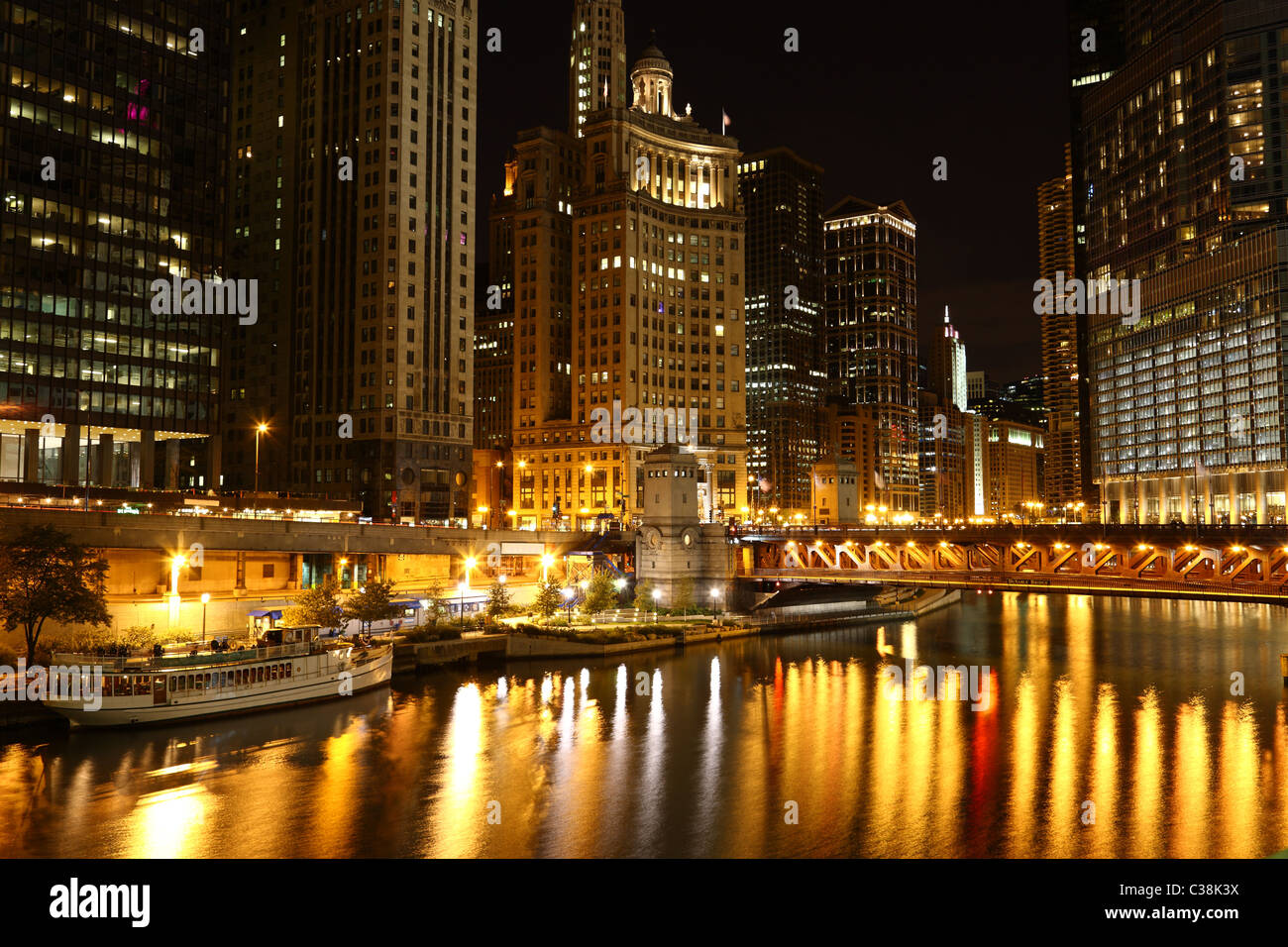 Riverside Downtown Chicago / USA Stock Photo - Alamy