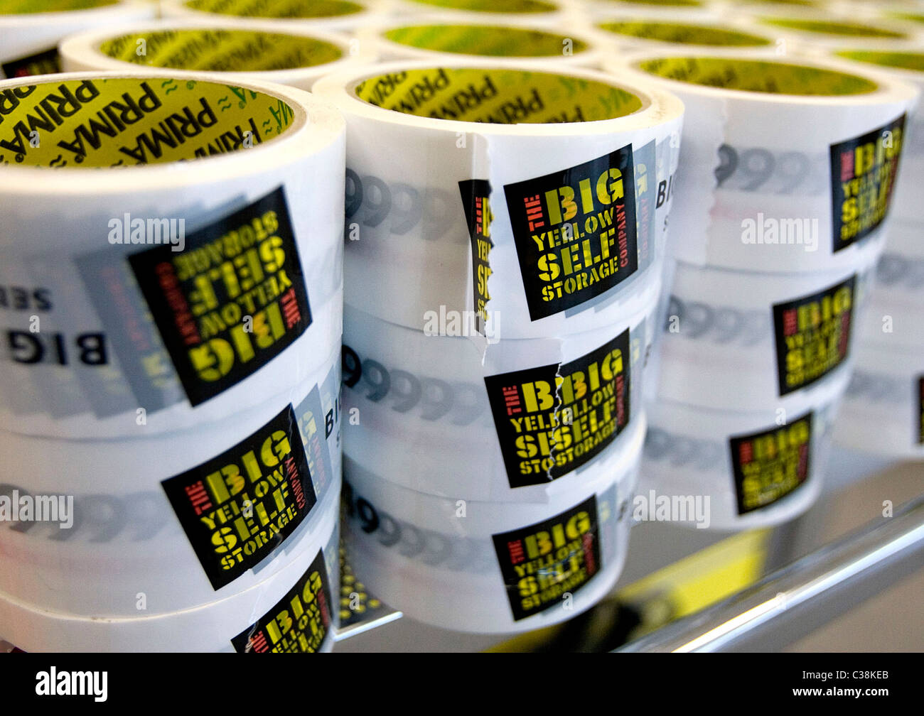 Big yellow self storage warehouse hi-res stock photography and images ...