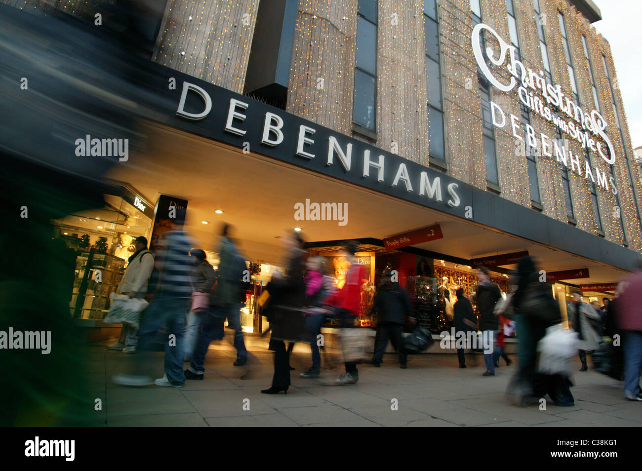 Debenhams plc hi-res stock photography and images - Alamy