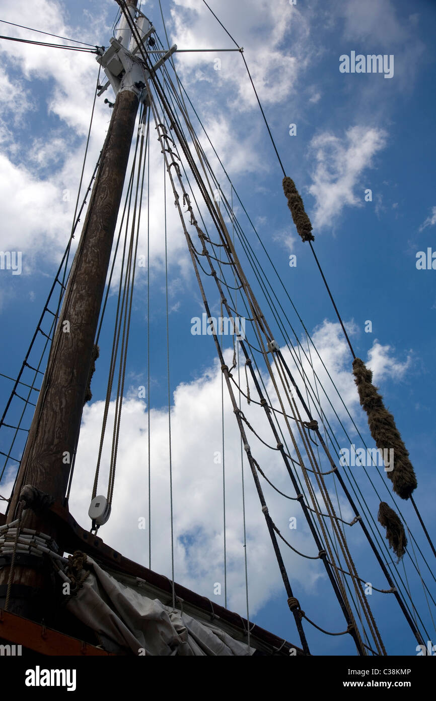 Redcliffe island hi-res stock photography and images - Alamy