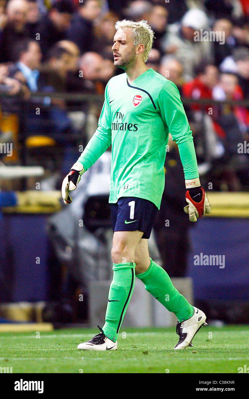 Manuel Almunia of Arsenal during a UEFA Champions League match between ...