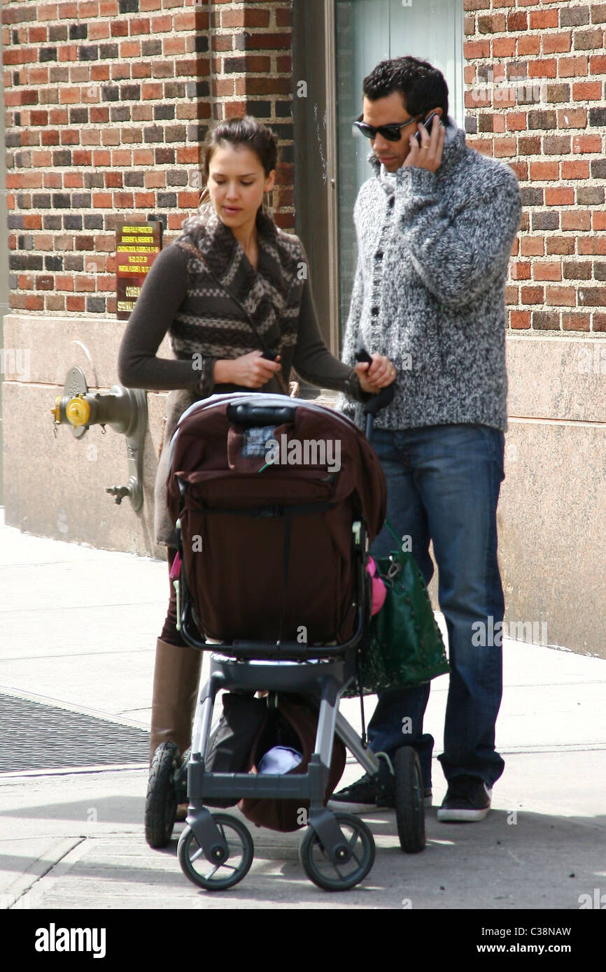 Jessica Alba spotted with her husband, Cash Warren, pushing a stroller ...
