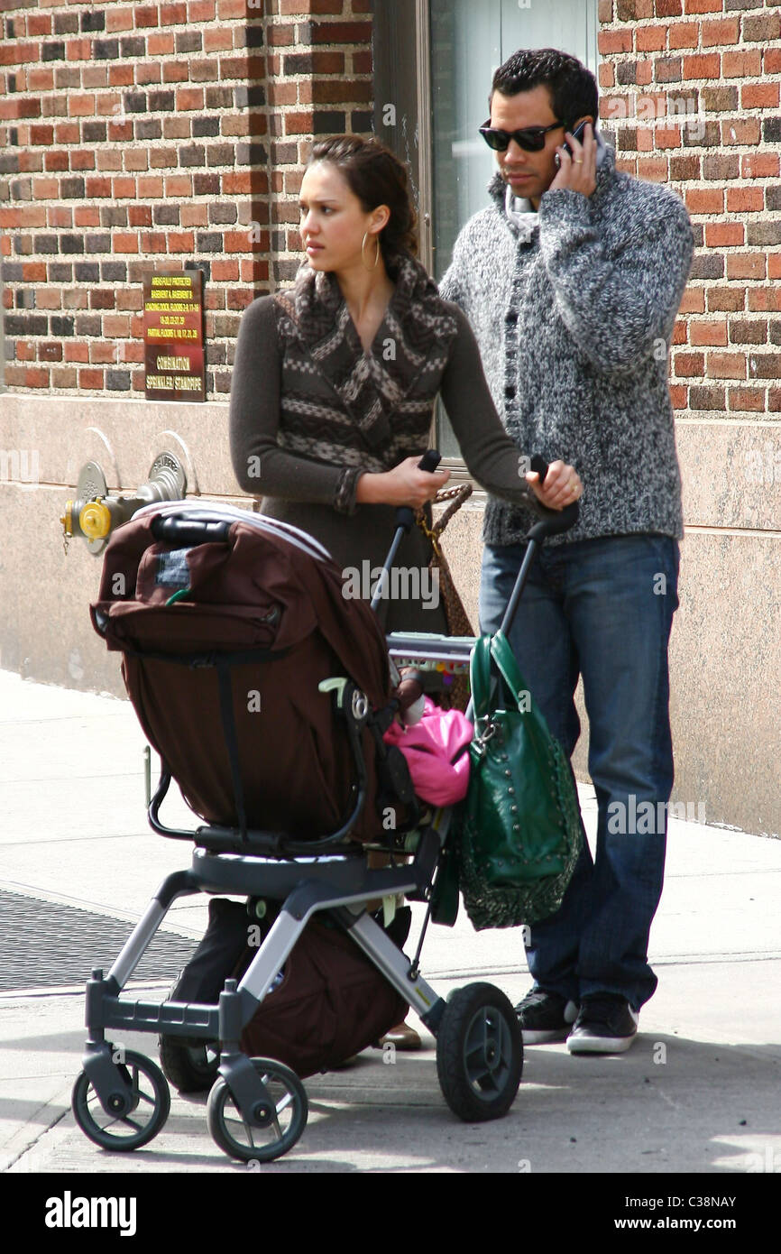 Jessica Alba spotted with her husband, Cash Warren, pushing a stroller ...