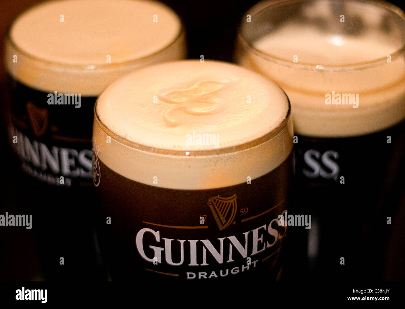 Pints of larger hi-res stock photography and images - Alamy