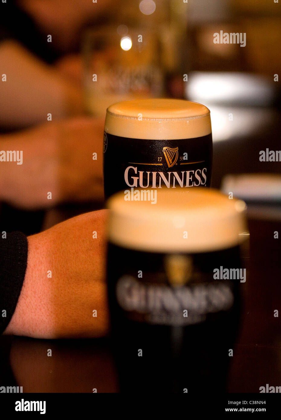Guinness bar sign hi-res stock photography and images - Alamy