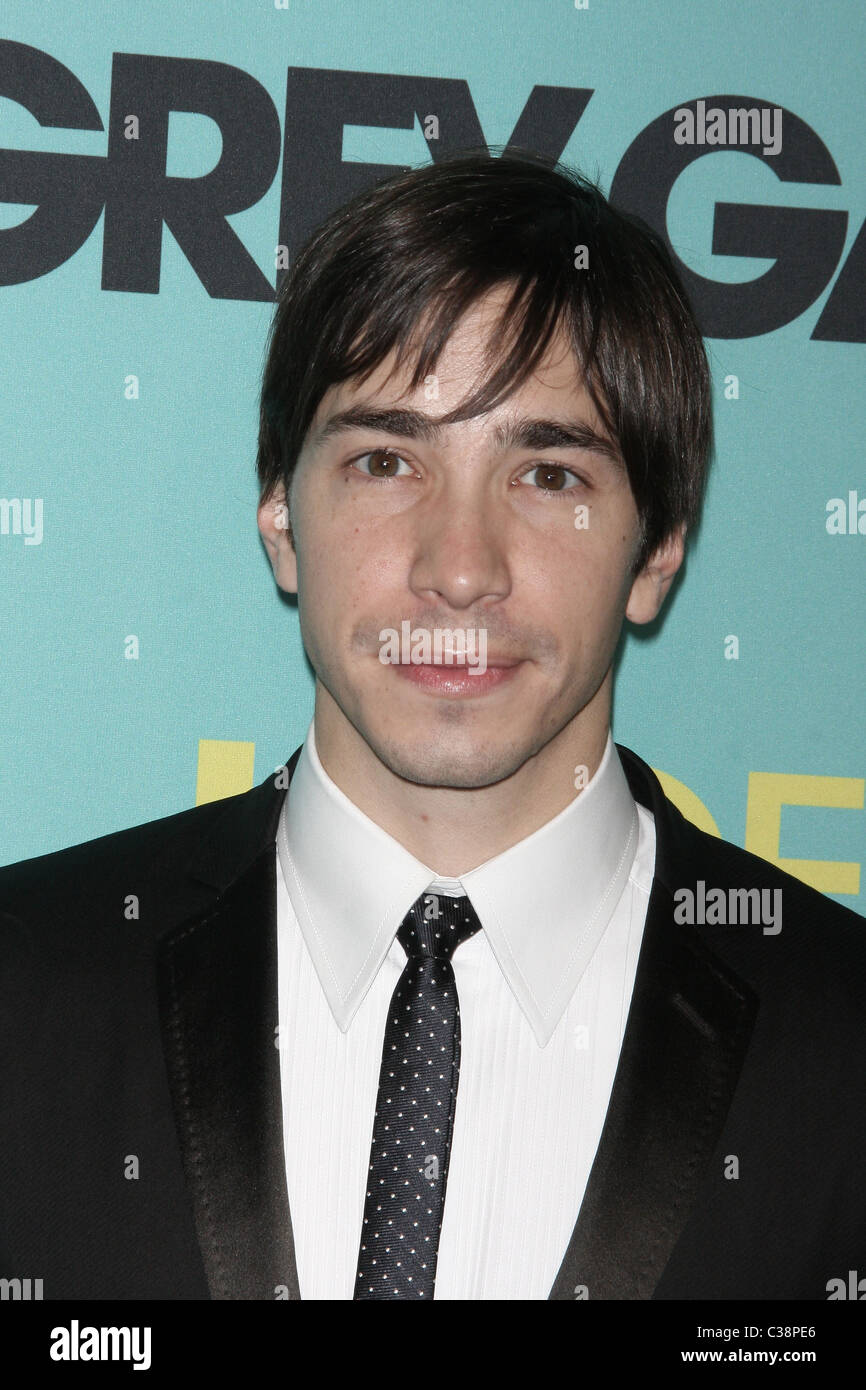 Justin Long HBO Films premiere of 'Grey Gardens' at The Ziegfeld ...