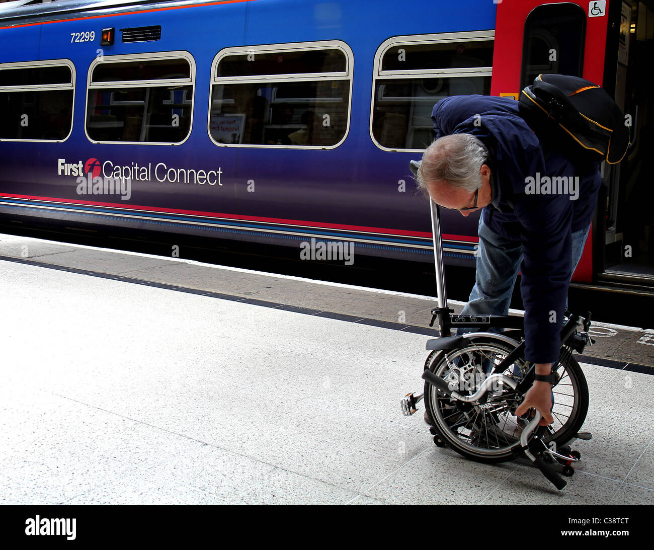 First capital connect train at Kings Cross station, London Stock Photo ...