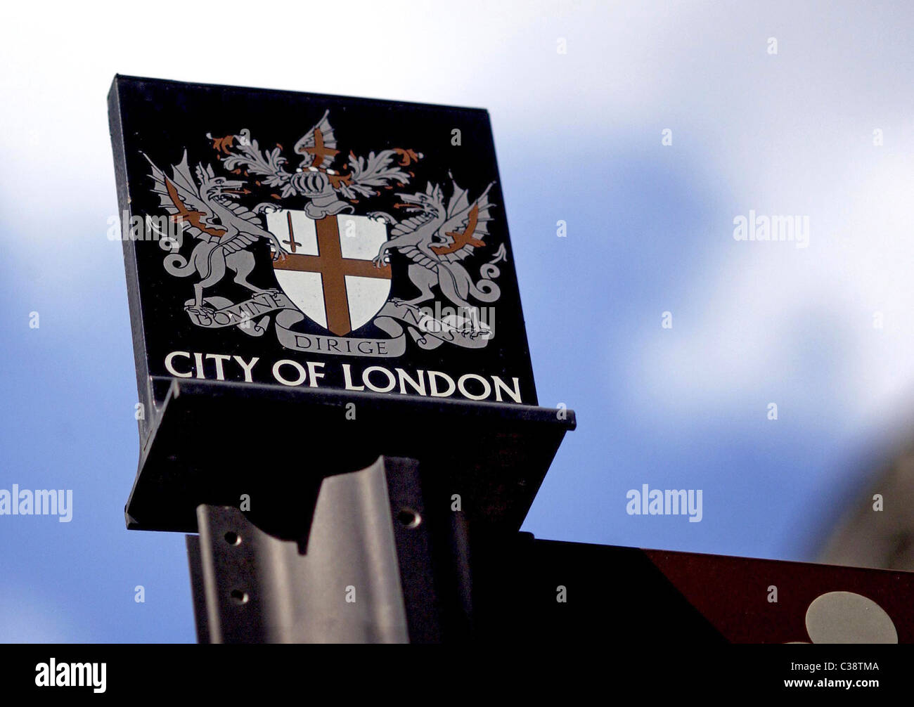 City of london badge hi-res stock photography and images - Alamy