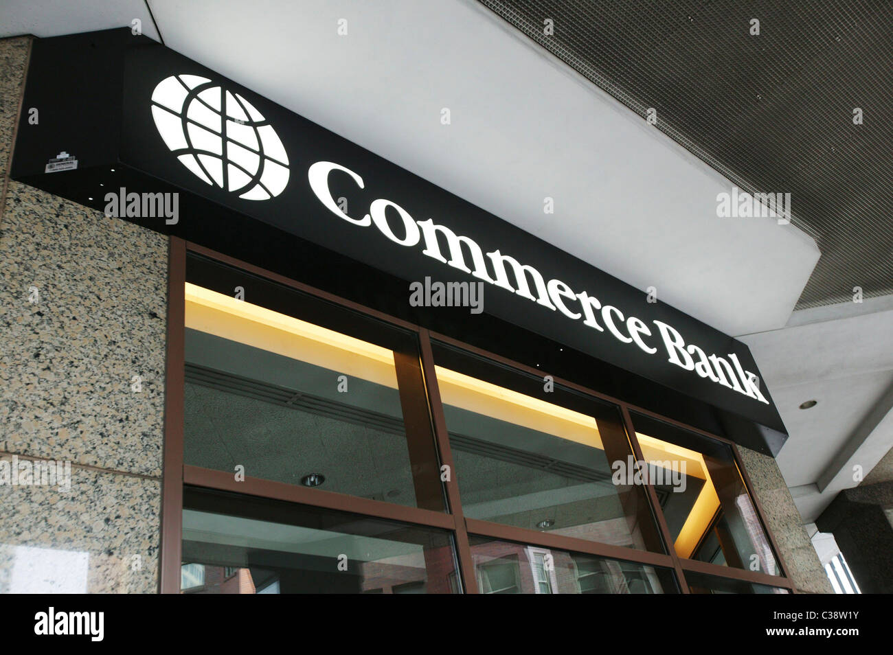 St. Louis, MO, A Branch of the Commerce Bank Stock Photo - Alamy