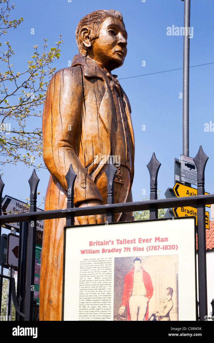 William Bradley The Yorkshire Giant Statue Market Weighton East Riding ...
