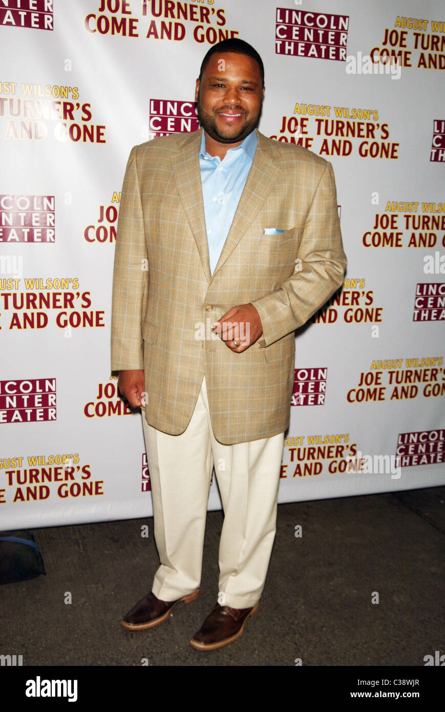 Anthony Anderson Opening Night of August Wilson's 'Joe Turner's Come ...