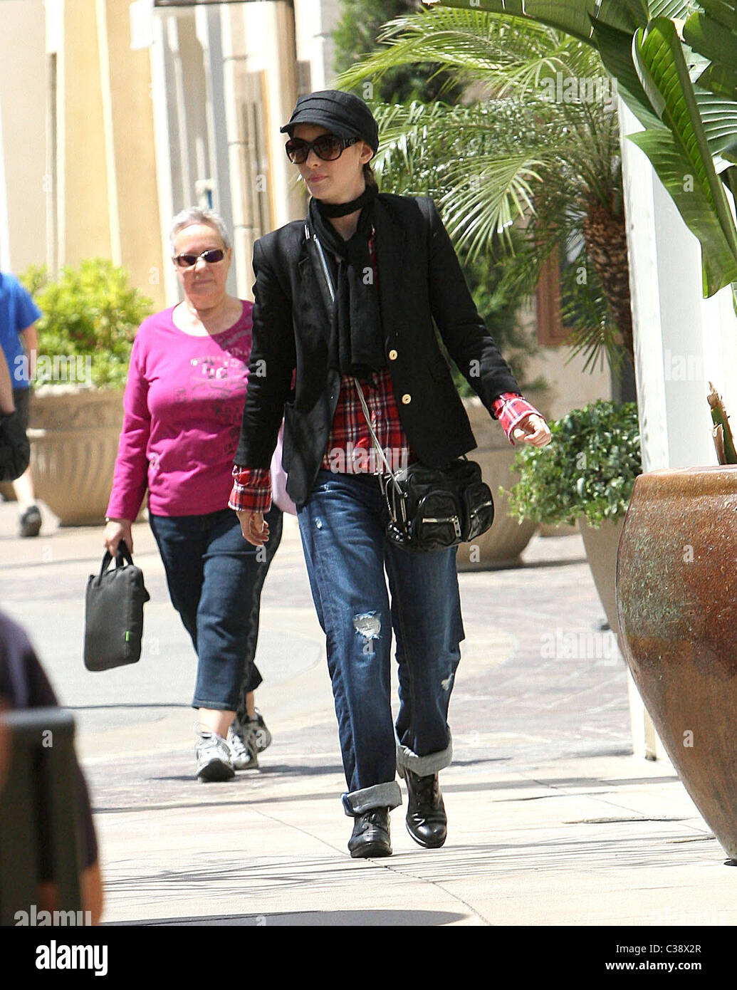 Winona Ryder spends an afternoon shopping at The Grove with a friend ...