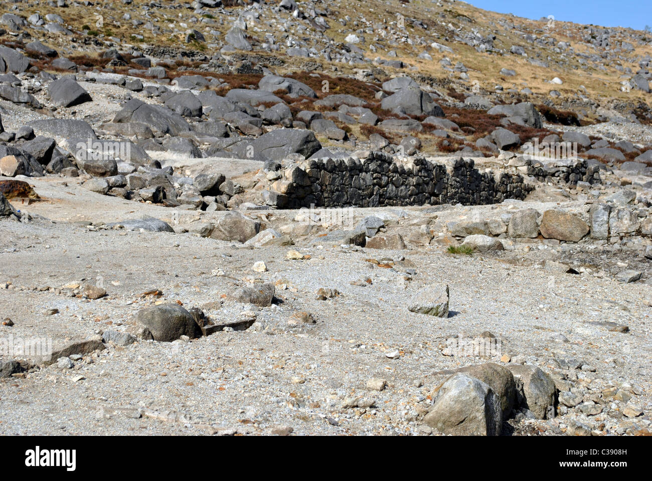 Barren landscape hi-res stock photography and images - Alamy