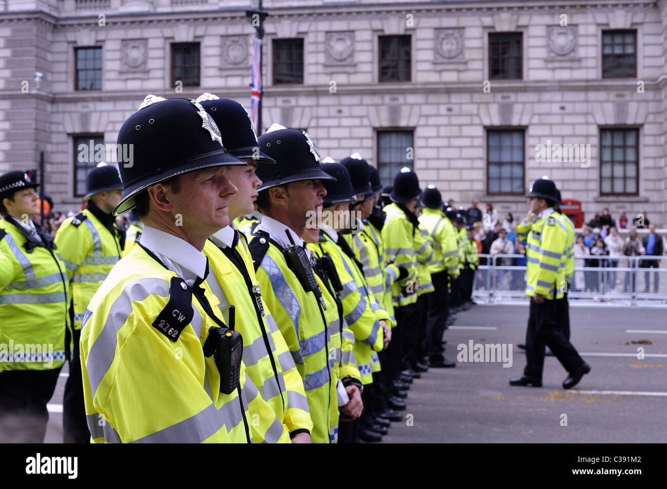 International police force officers hi-res stock photography and images ...