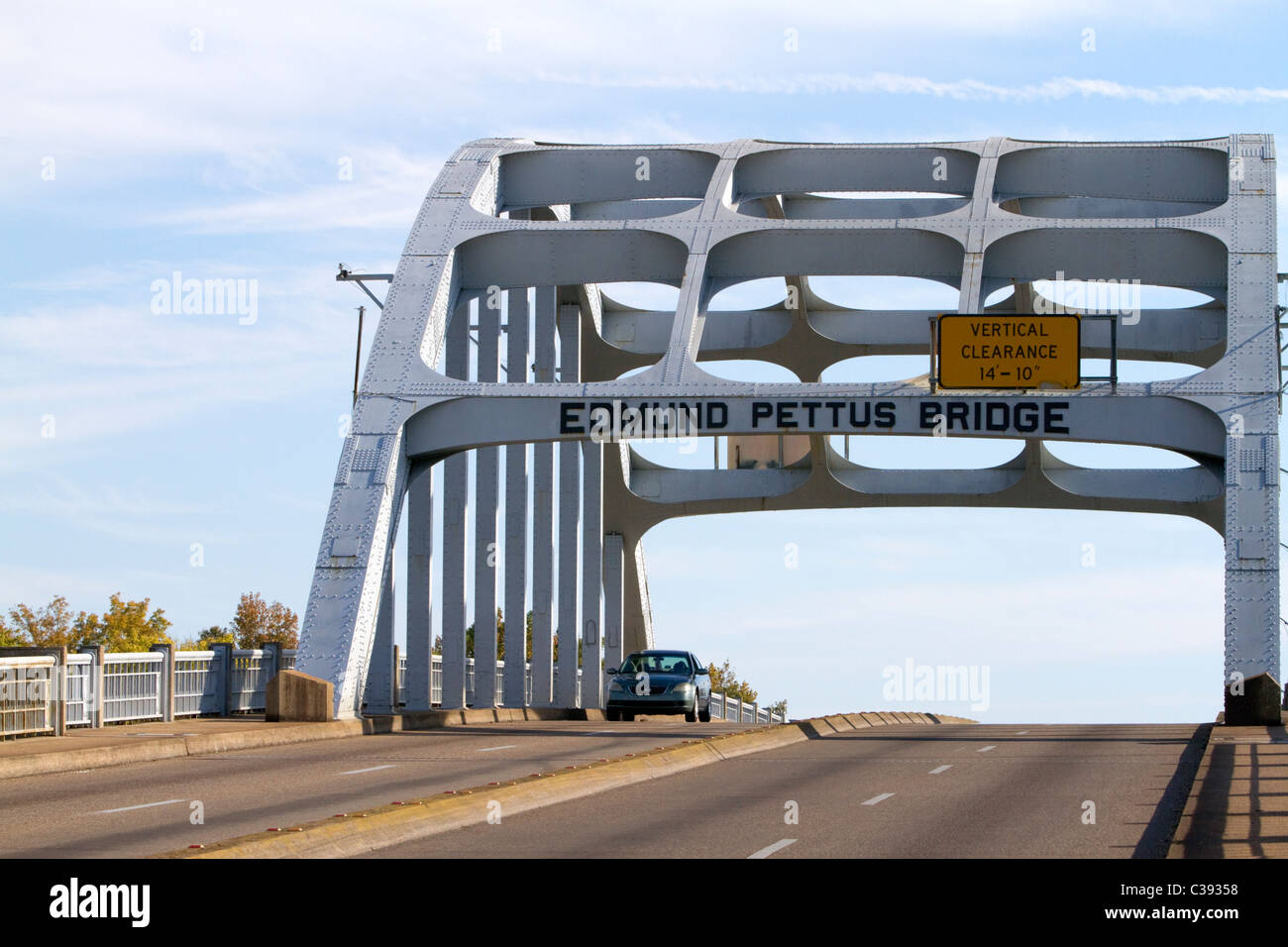Edmund pettus bridge hi-res stock photography and images - Alamy