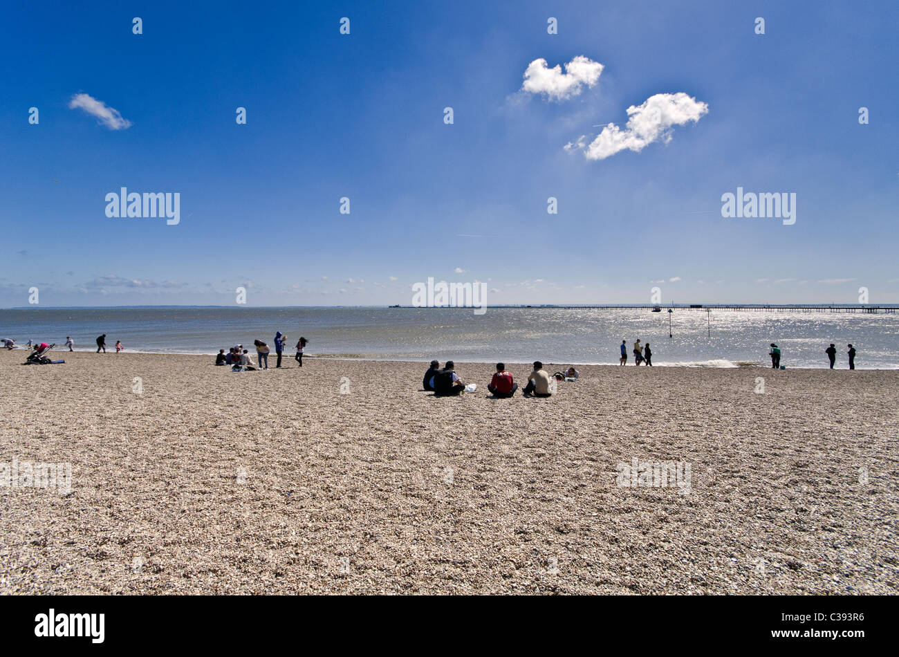 Southend seafront beach hi-res stock photography and images - Alamy