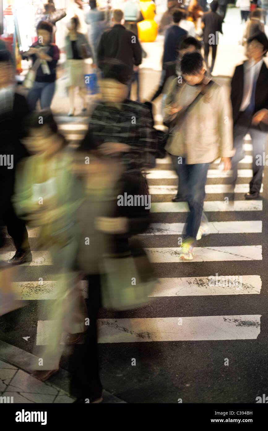 busy pedestrian crossing at night in Tokyo Stock Photo - Alamy