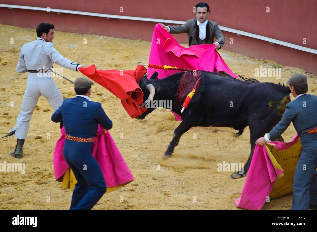 Banderilleros de toros hi-res stock photography and images - Alamy