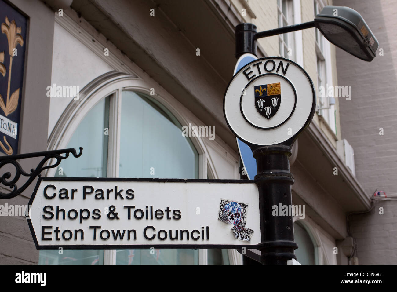 Eton high street hi-res stock photography and images - Alamy