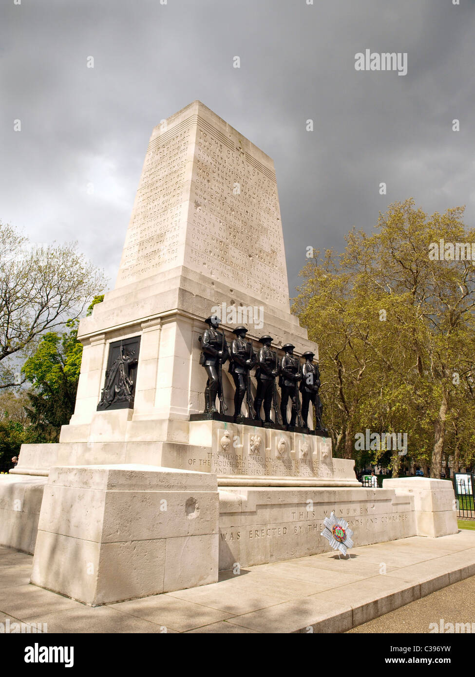 The WWI Guards Memorial, St James's Park, Whitehall Stock Photo - Alamy