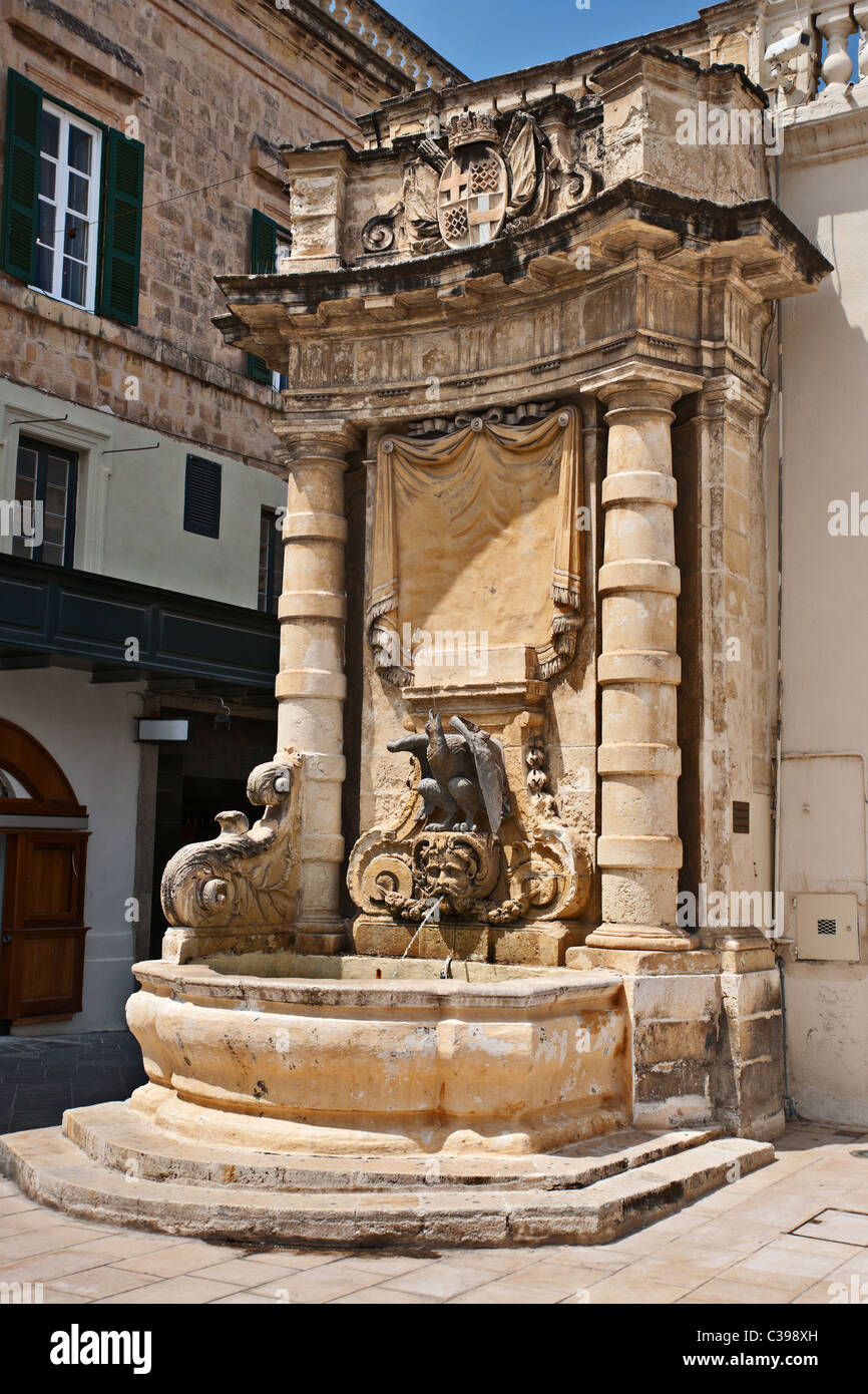 Medieval fountain hi-res stock photography and images - Alamy