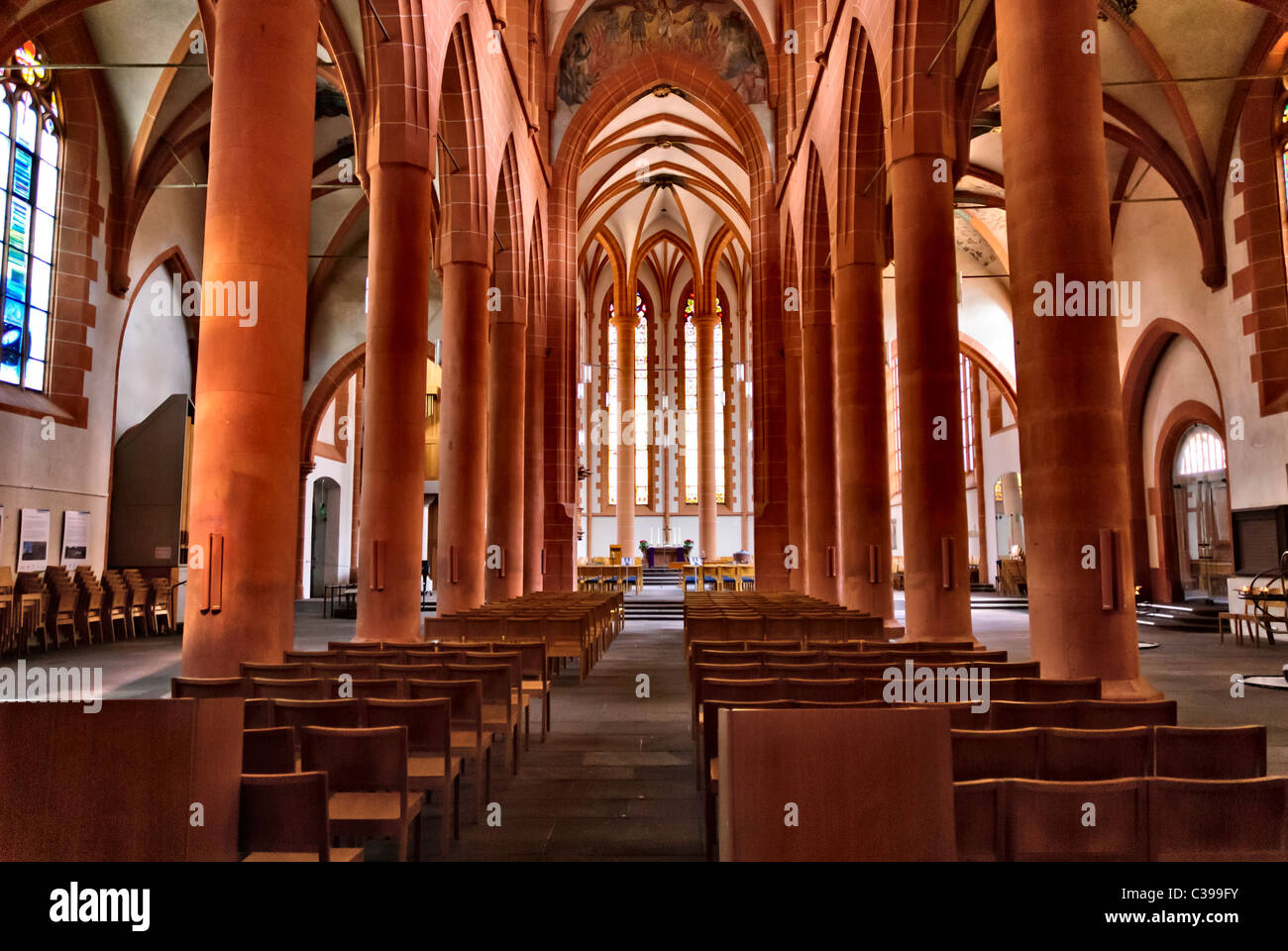 Heidelberg Holy Spirit church interior, Heiliggeistkirche Town hall ...