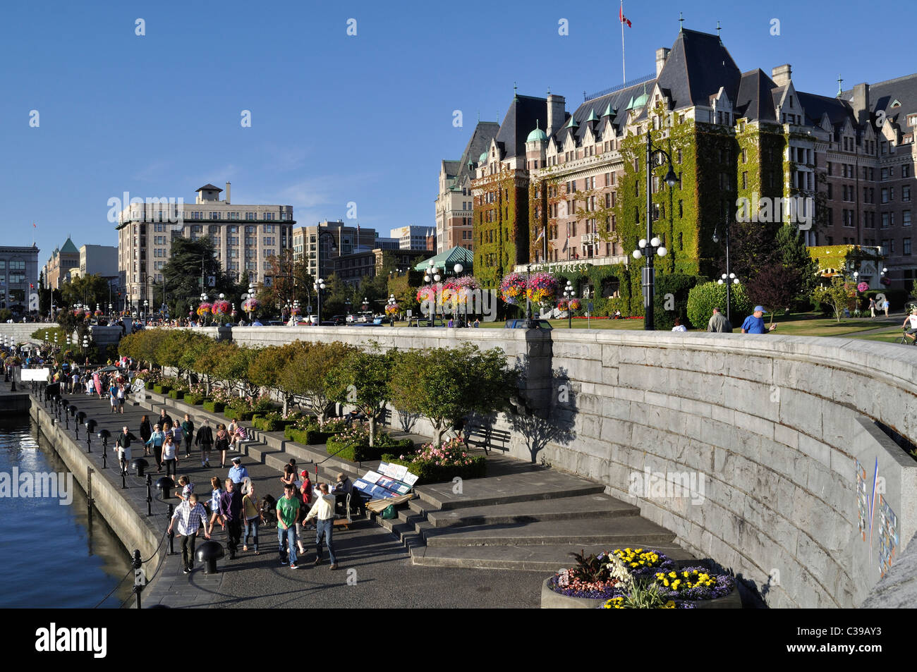 Harbor of victoria british columbia hi-res stock photography and images ...