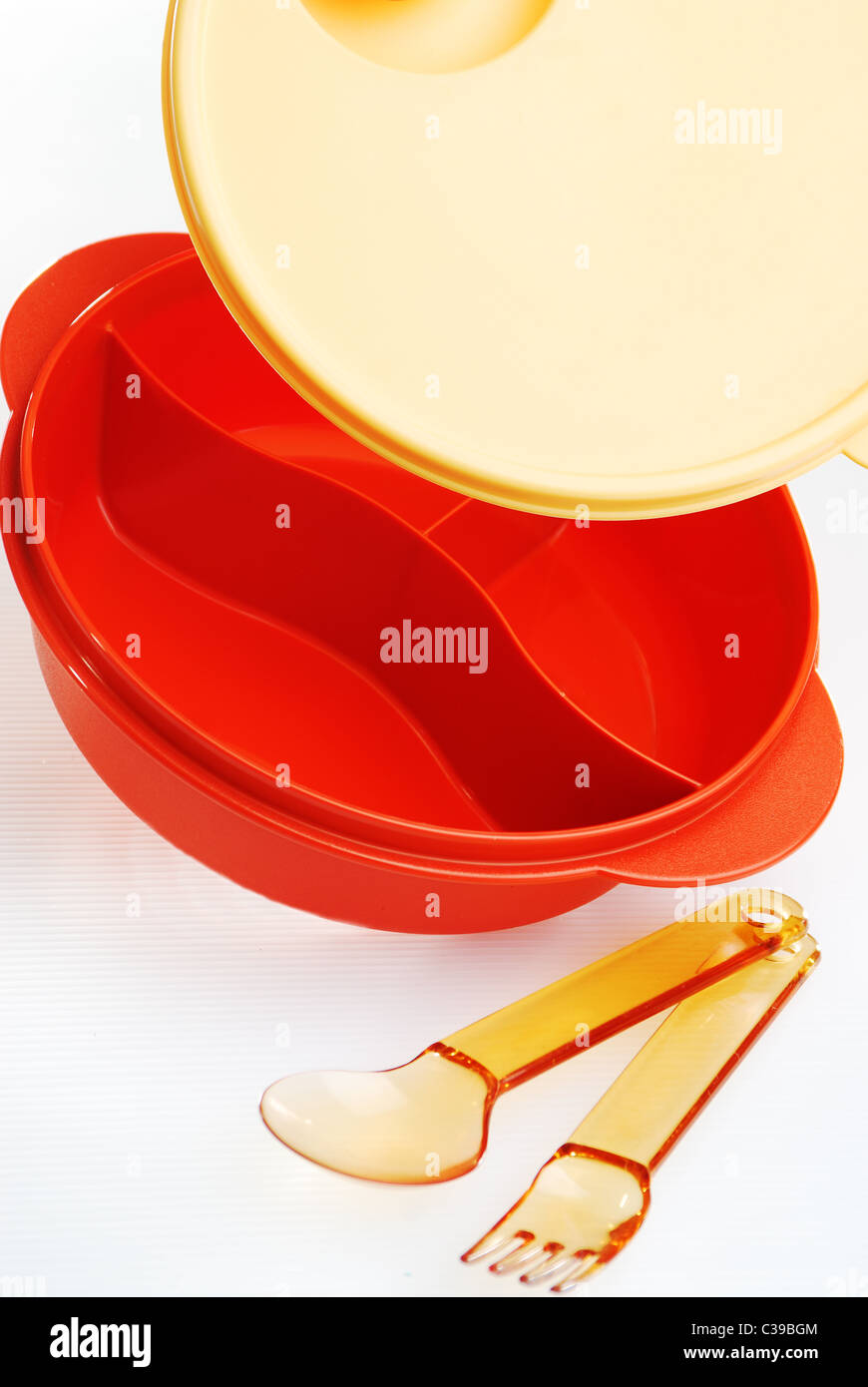 Tupperware boxes with food hi-res stock photography and images - Alamy