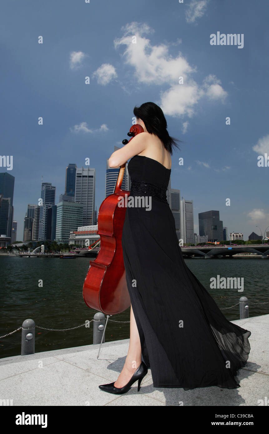 Chinese woman cello hi-res stock photography and images - Alamy