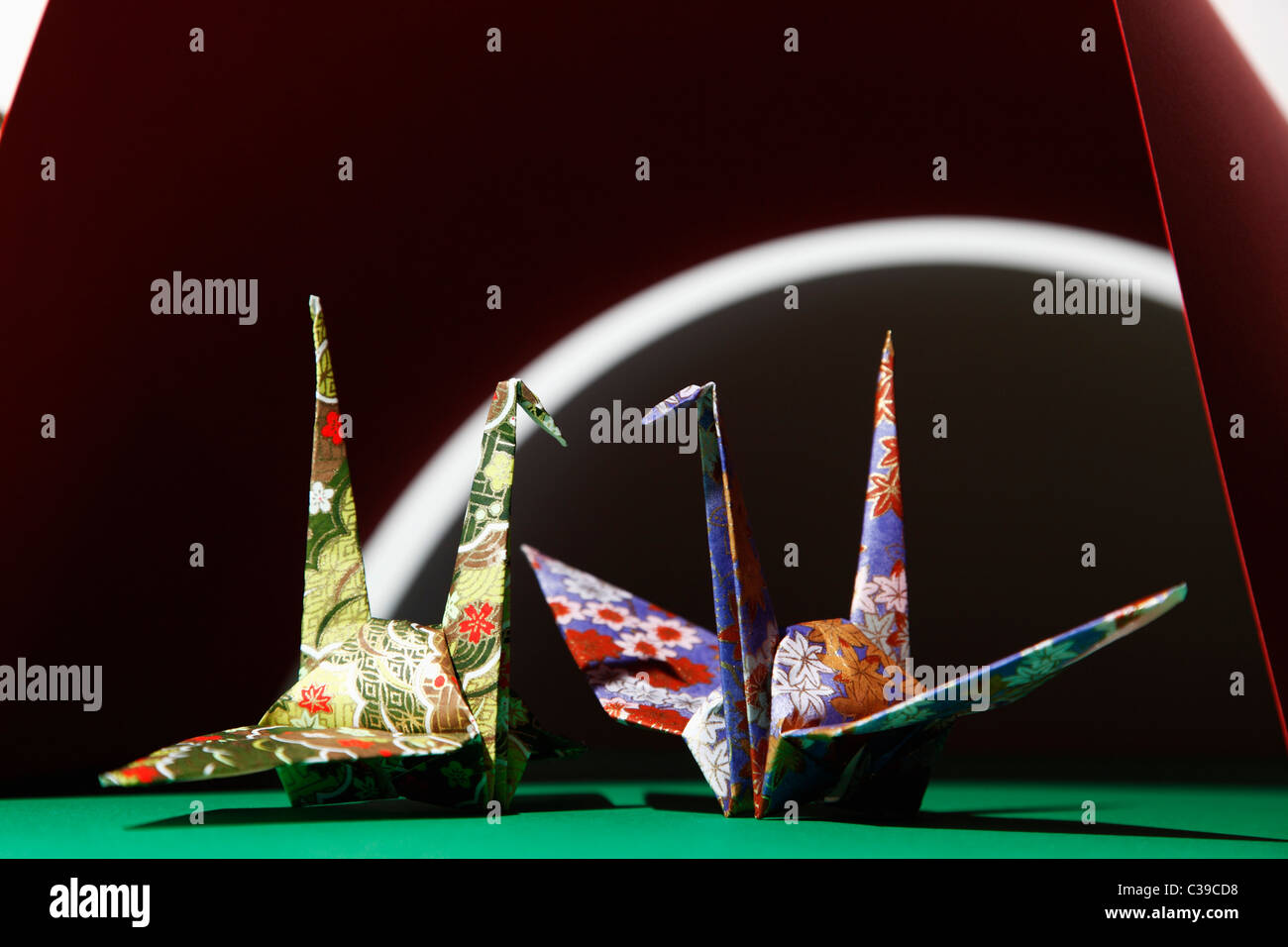 Traditional japanese pattern origami paper hi-res stock photography and ...