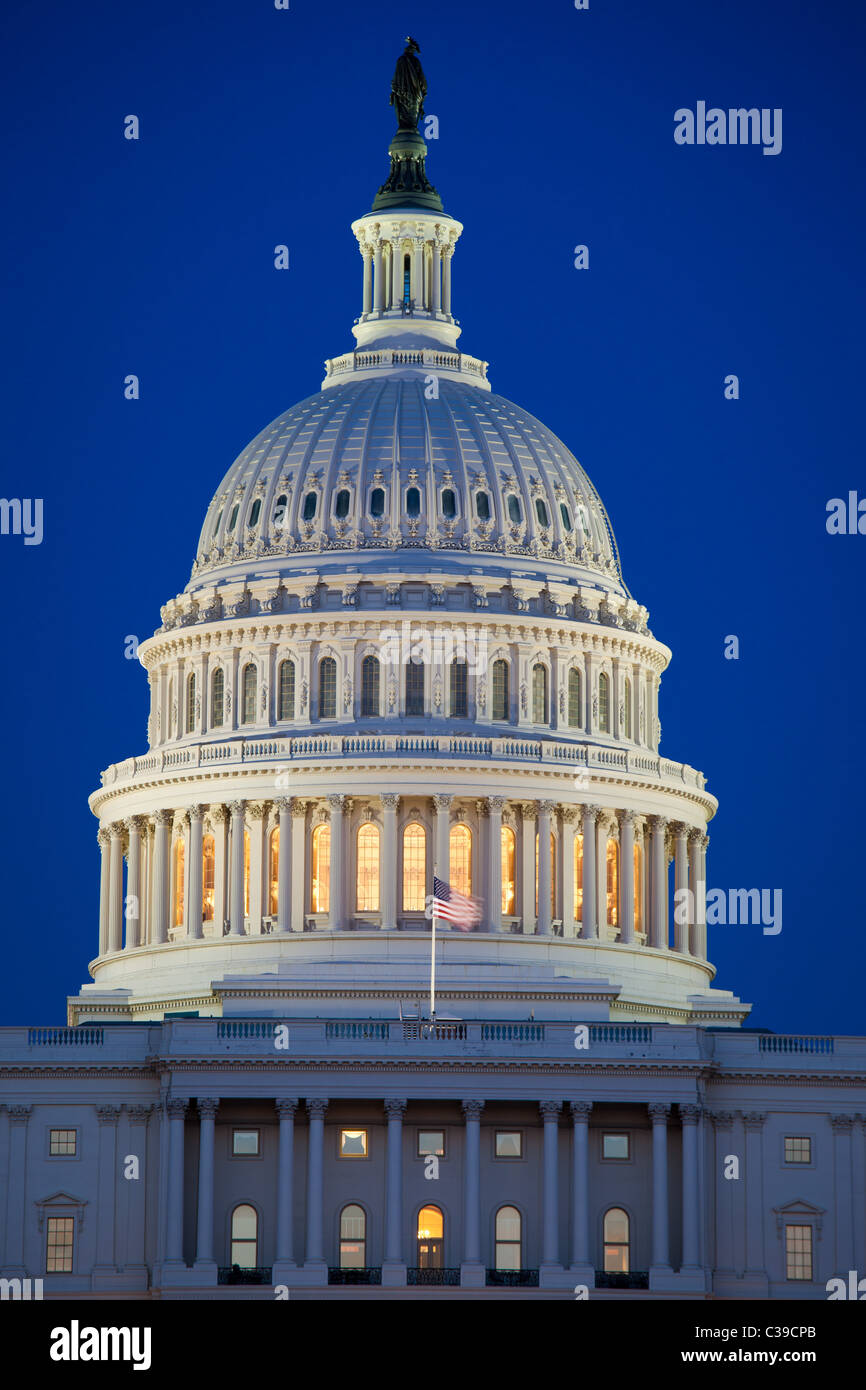 Washington dc skyline night hi-res stock photography and images - Alamy