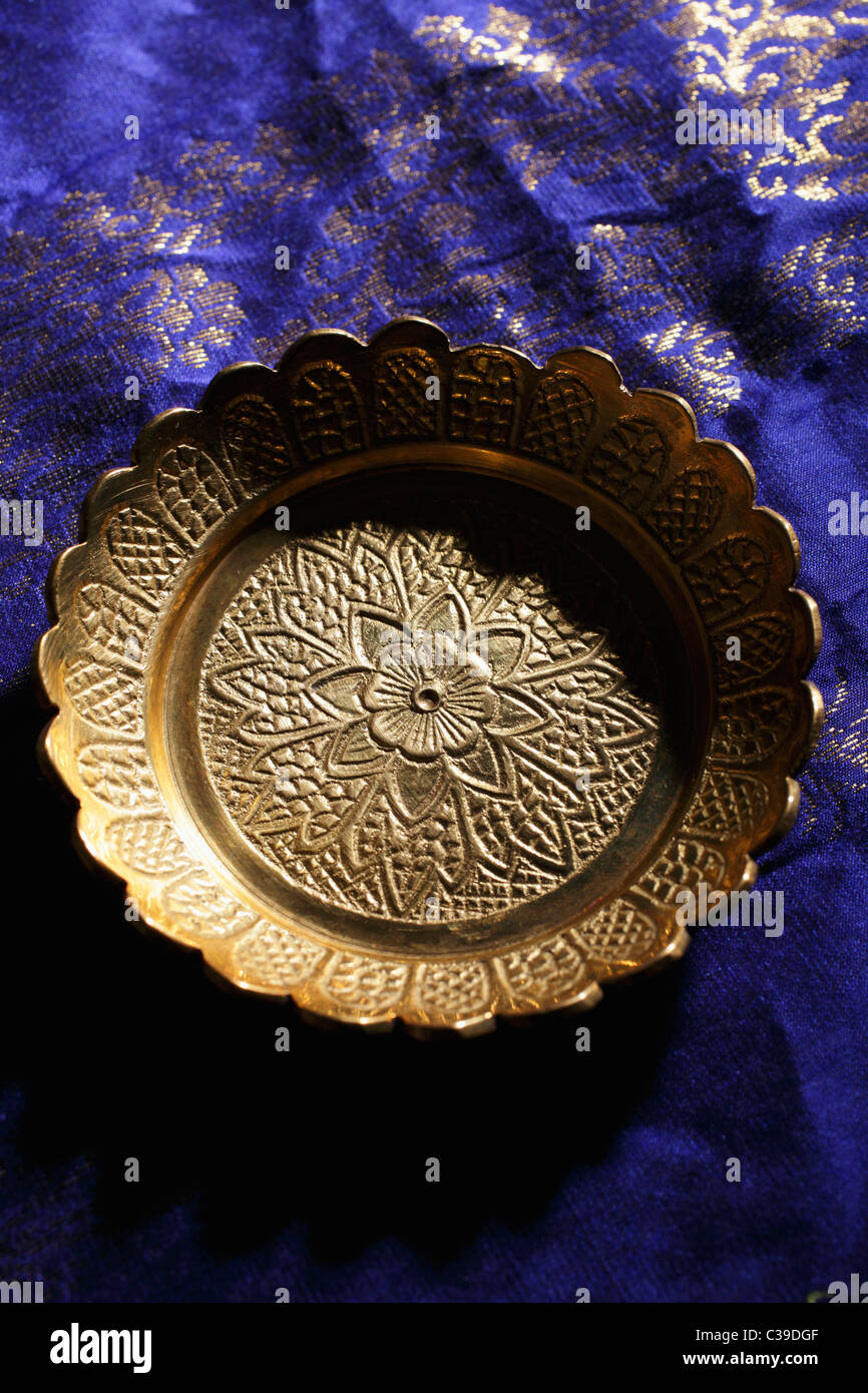 Brass carving hi-res stock photography and images - Alamy
