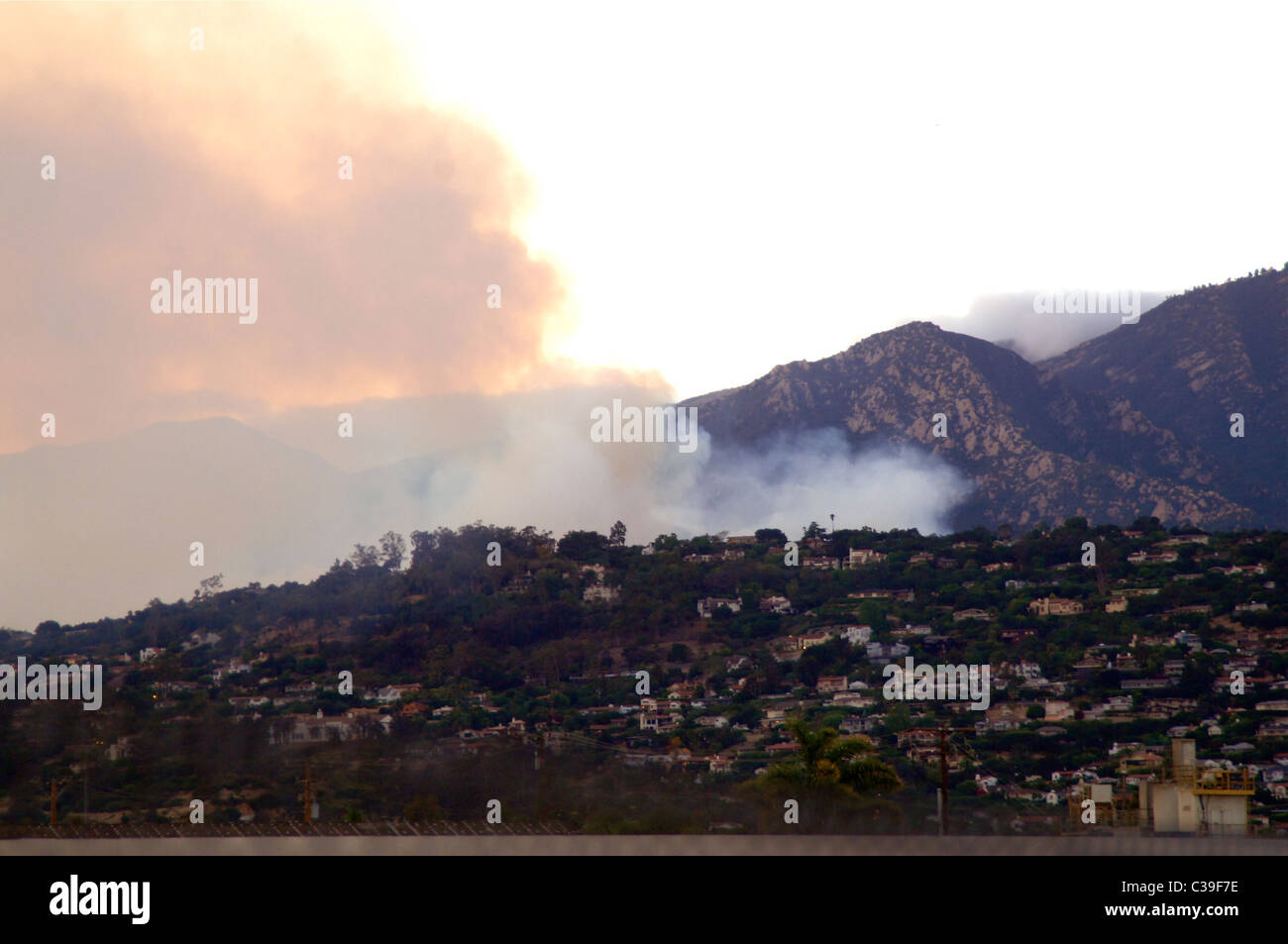 Jesusita fire hi-res stock photography and images - Alamy