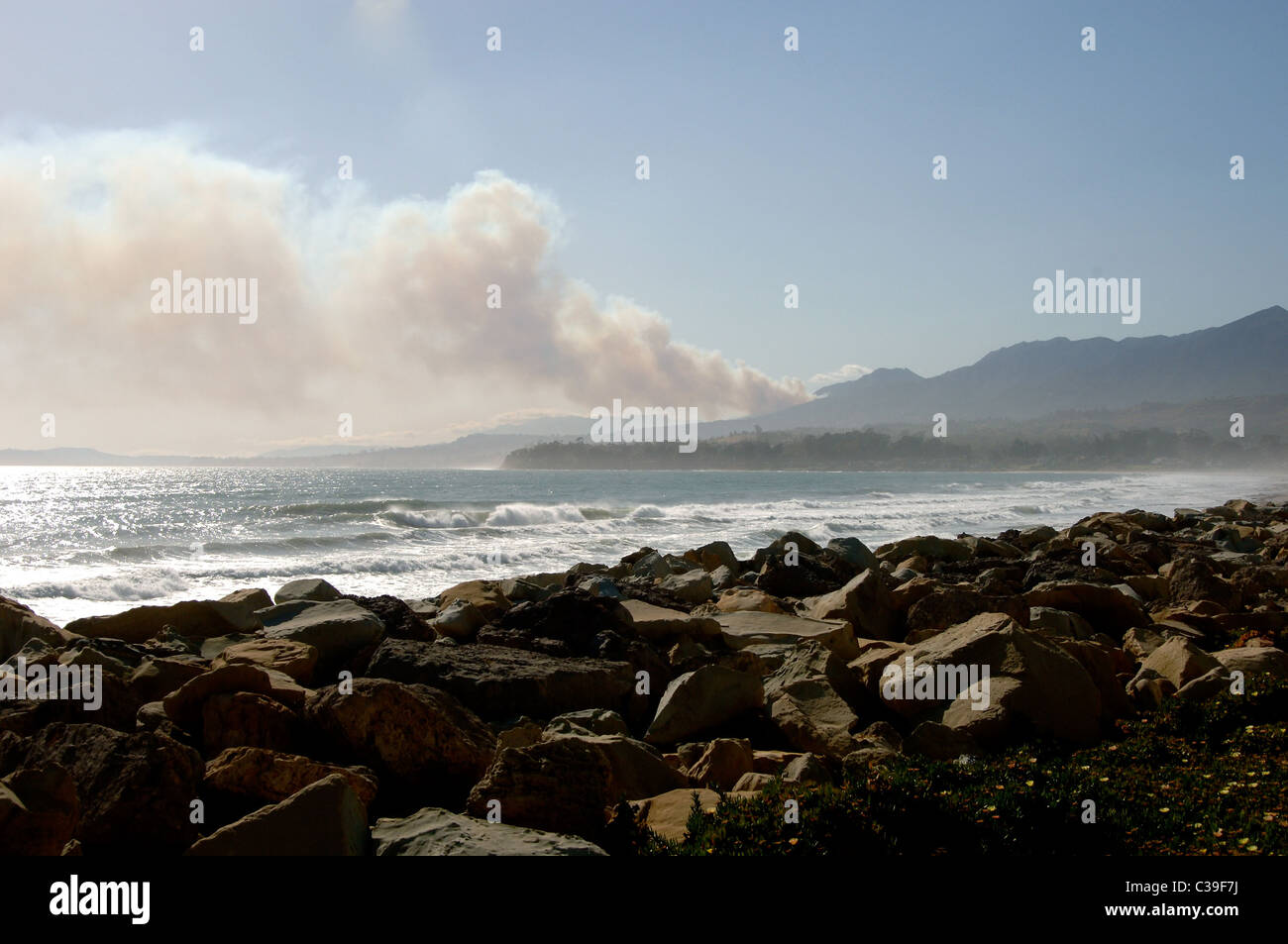 Jesusita fire hi-res stock photography and images - Alamy