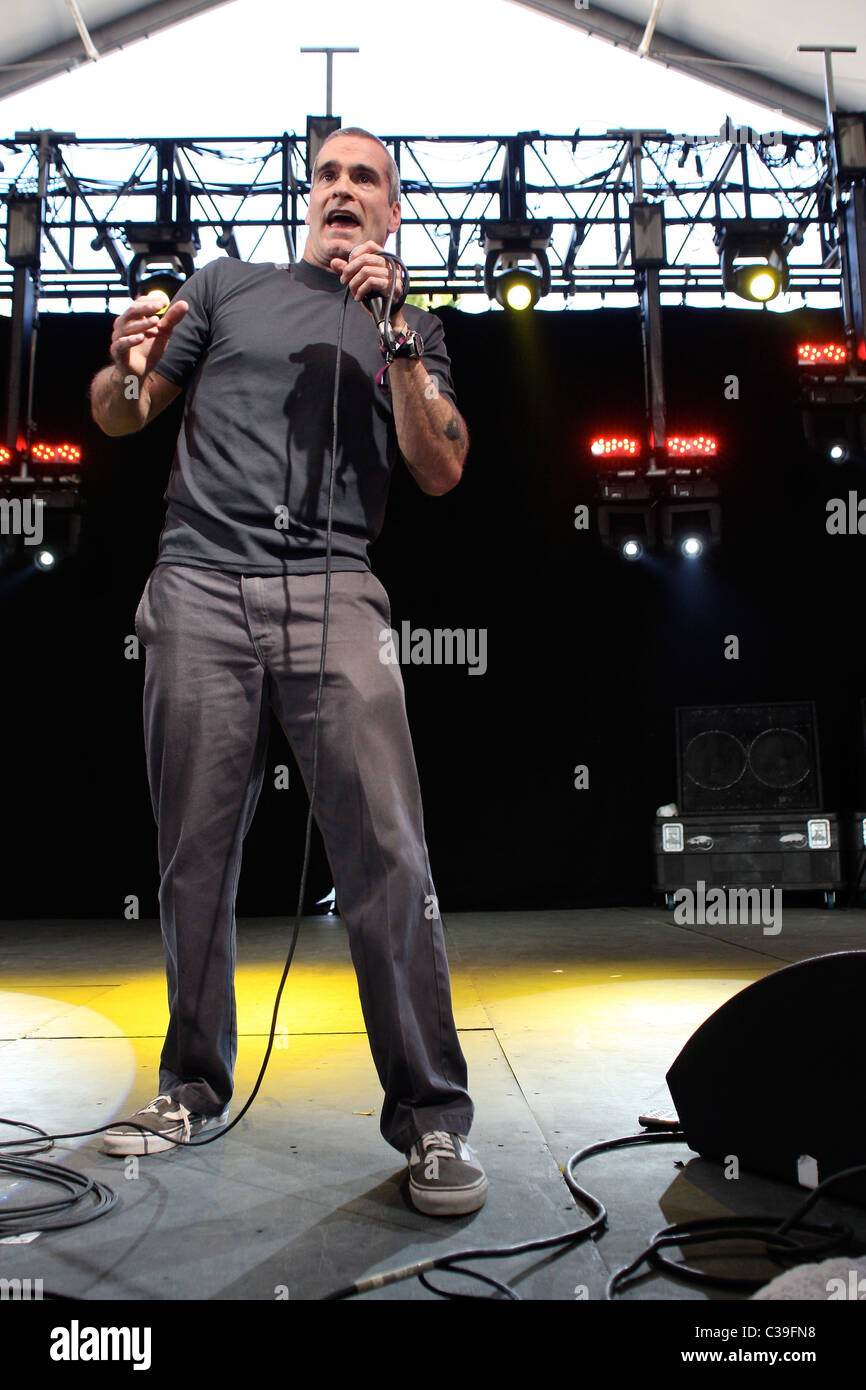 Henry rollins singer hi-res stock photography and images - Alamy
