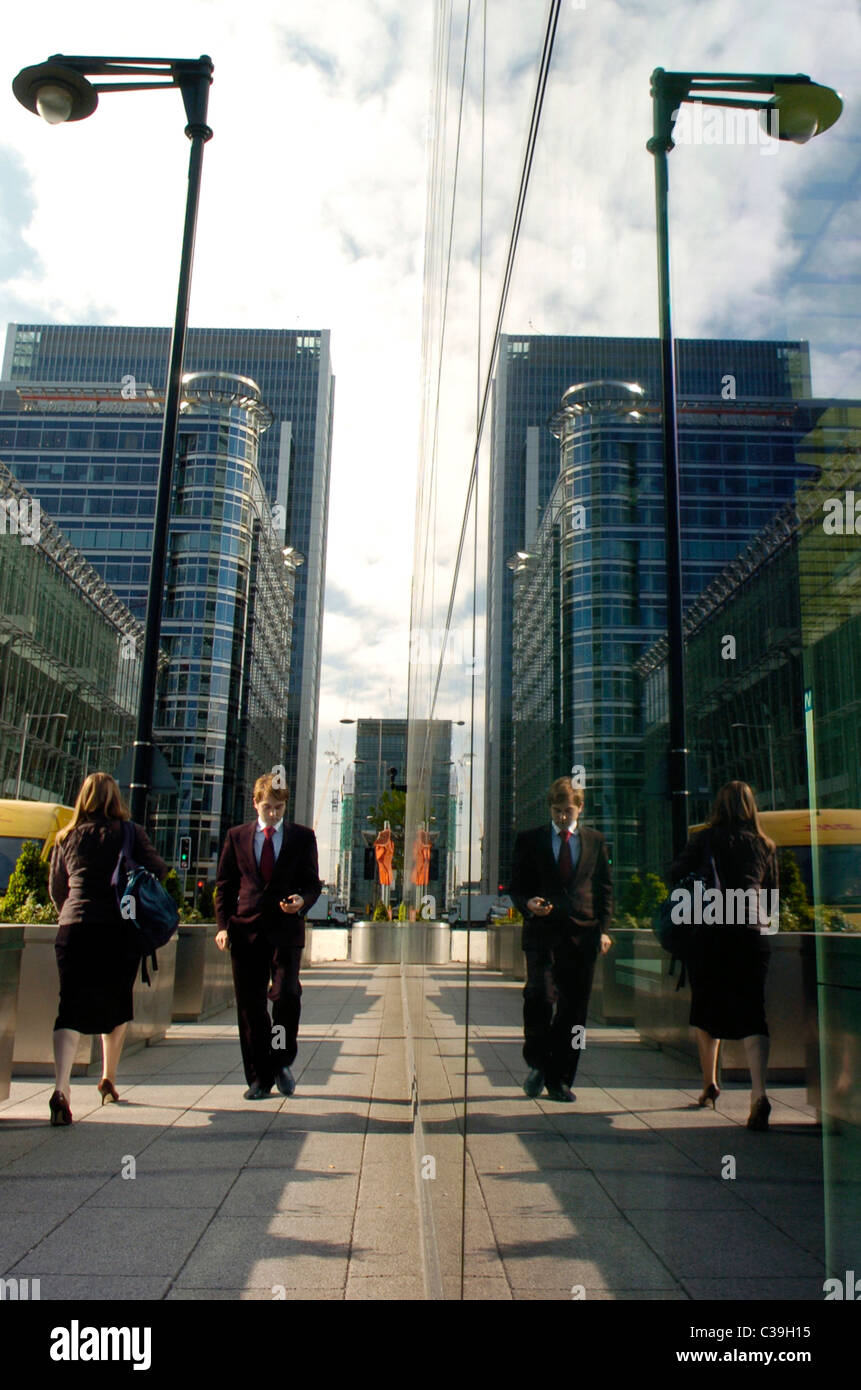 Canary warf building hi-res stock photography and images - Alamy