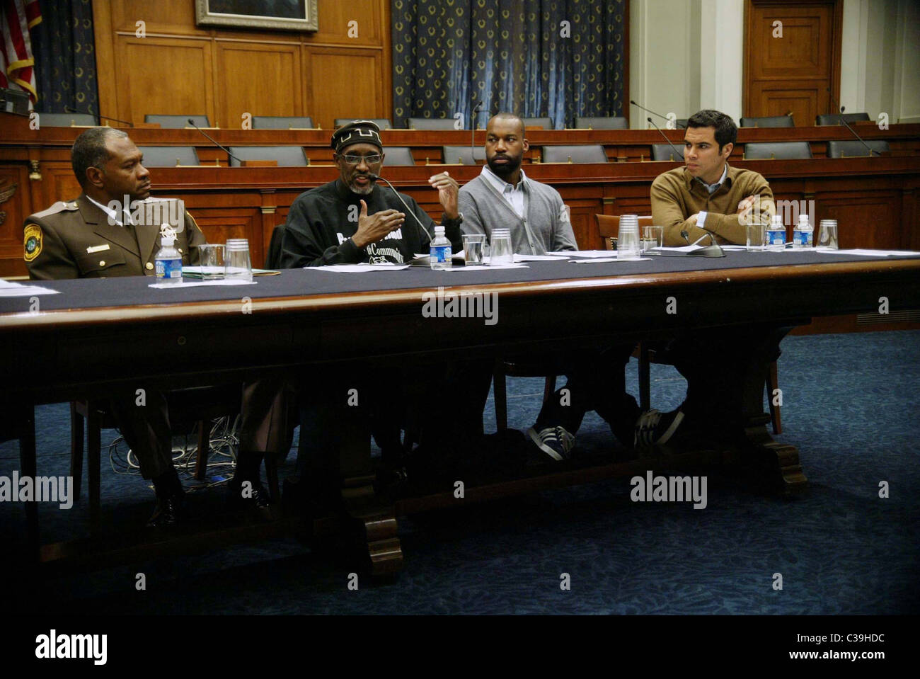 Khalid Samad, Baron Davis and Cash Warren Advocates call on congress to ...