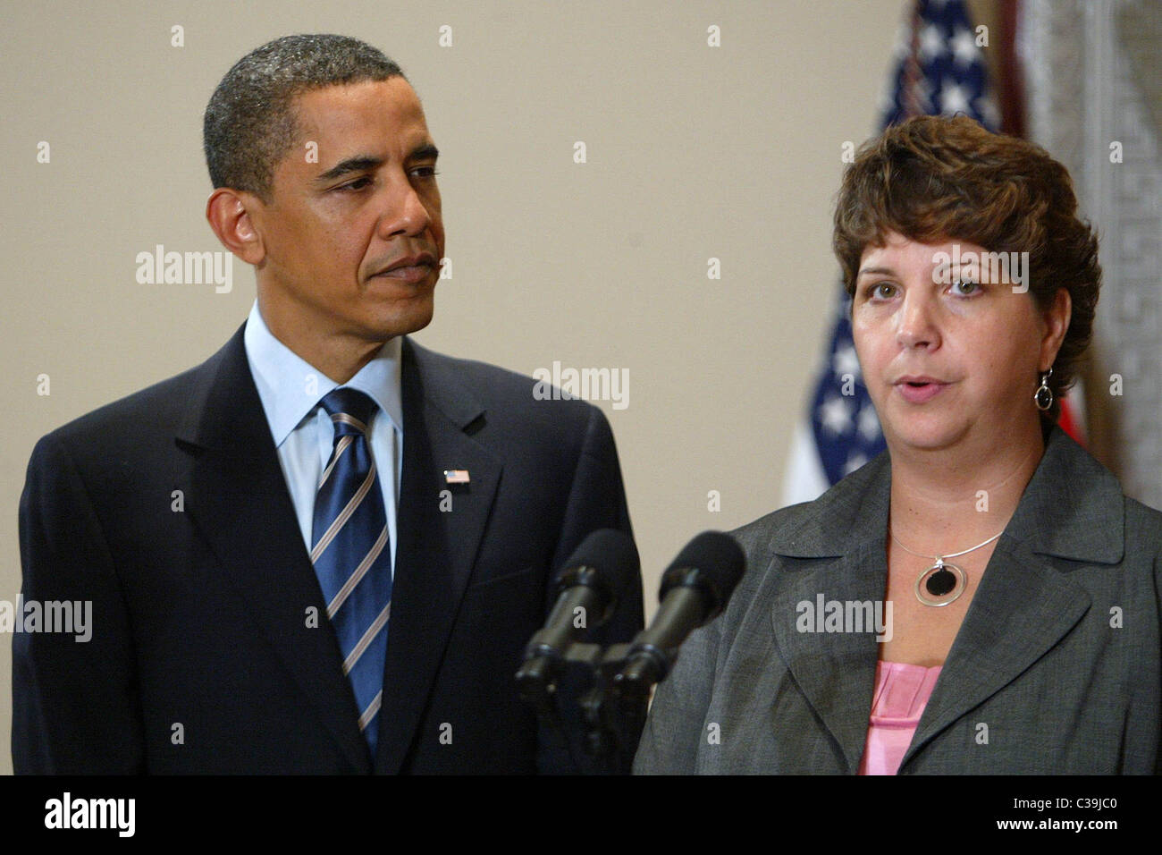 President Barack Obama and Maureen Pike President Barack Obama ...