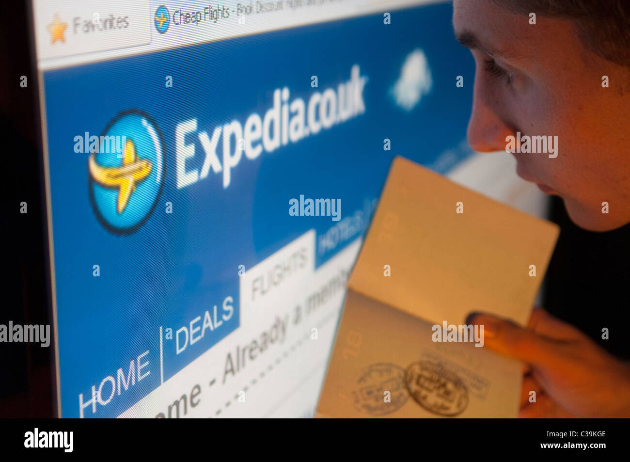 Tourists website hi-res stock photography and images - Alamy