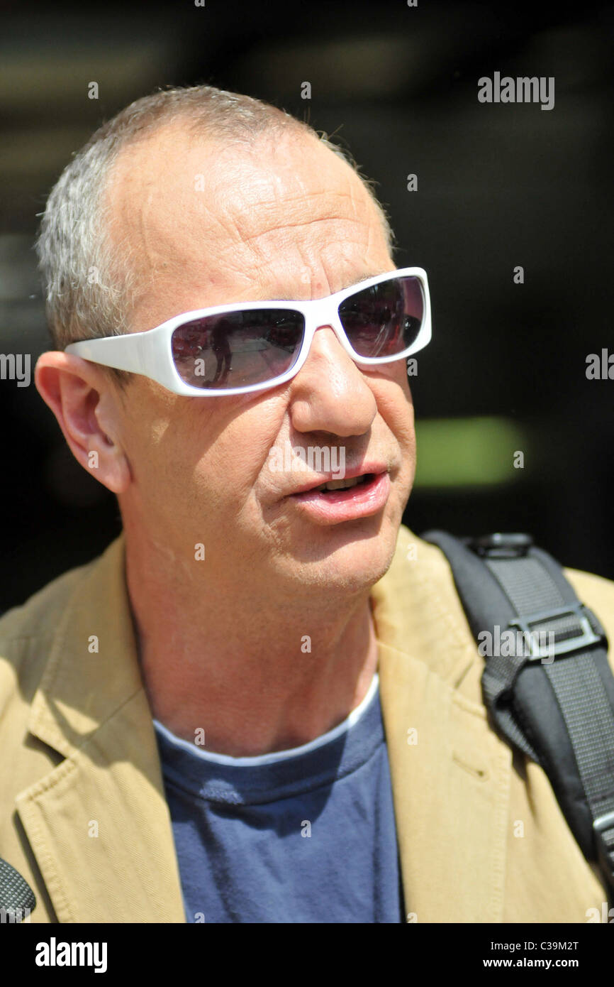 Comedian arthur smith hi-res stock photography and images - Alamy