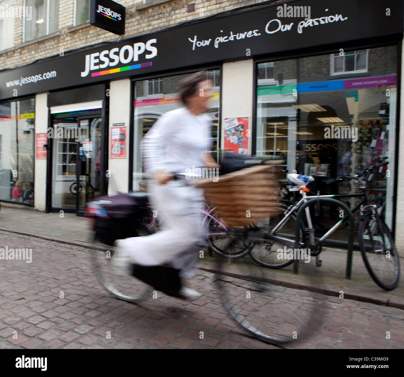Illustrative image of a branch of Jessops Stock Photo - Alamy