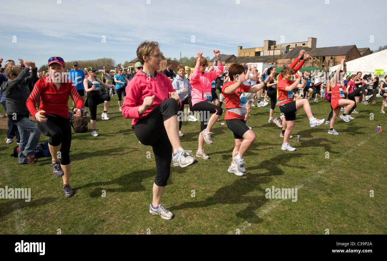 Aerobics session hi-res stock photography and images - Alamy